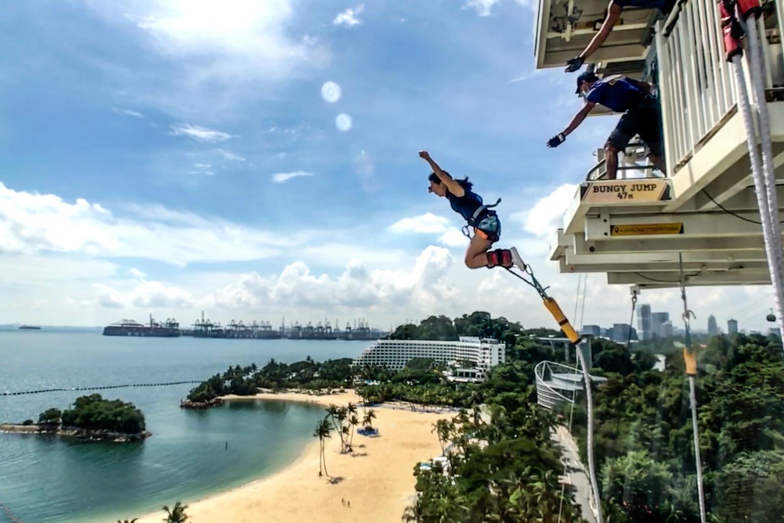 Hit new highs on a 17-storey bungee jump at Sentosa | The Straits Times