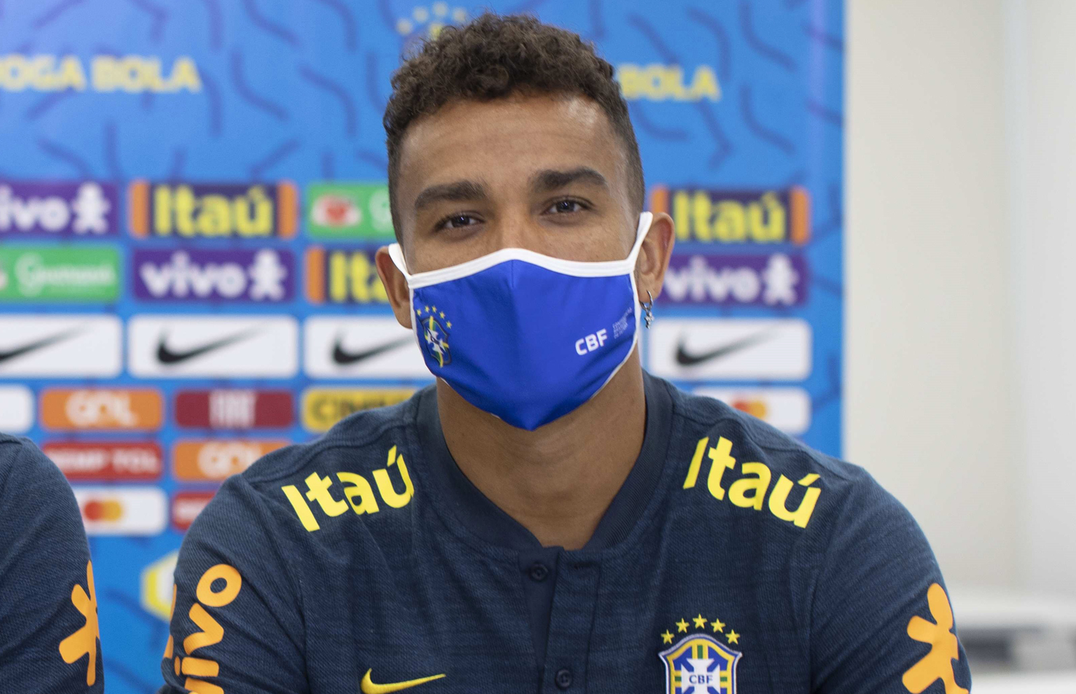 Danilo aims to make mark as Brazil right-back | The Straits Times