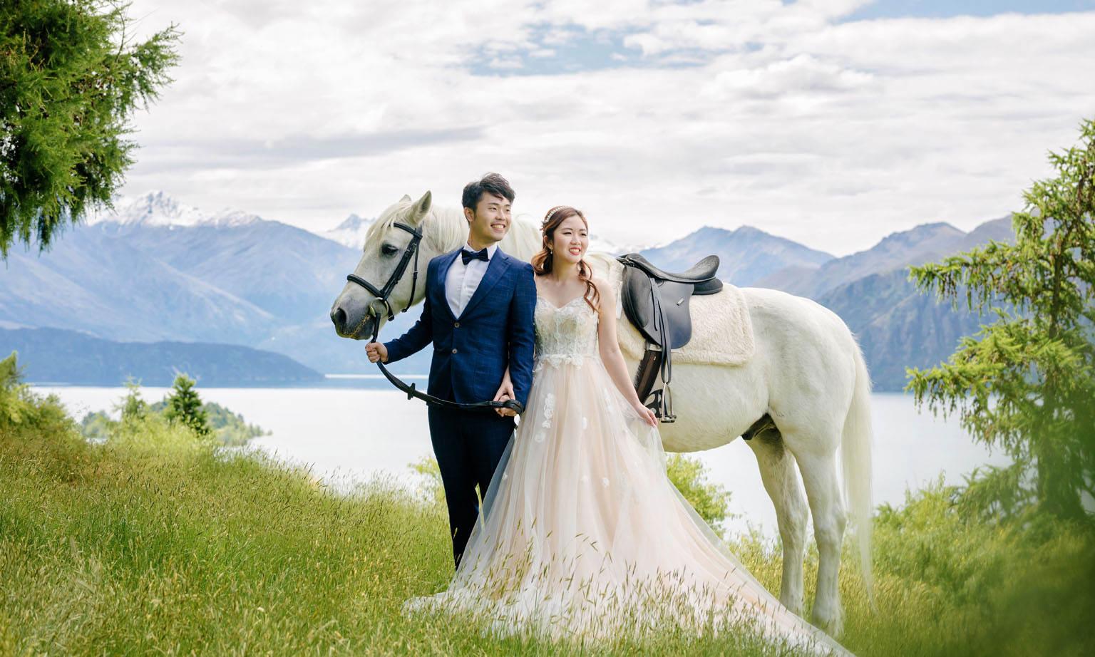 10/10: 876 couples to tie the knot today on popular date | The Straits ...