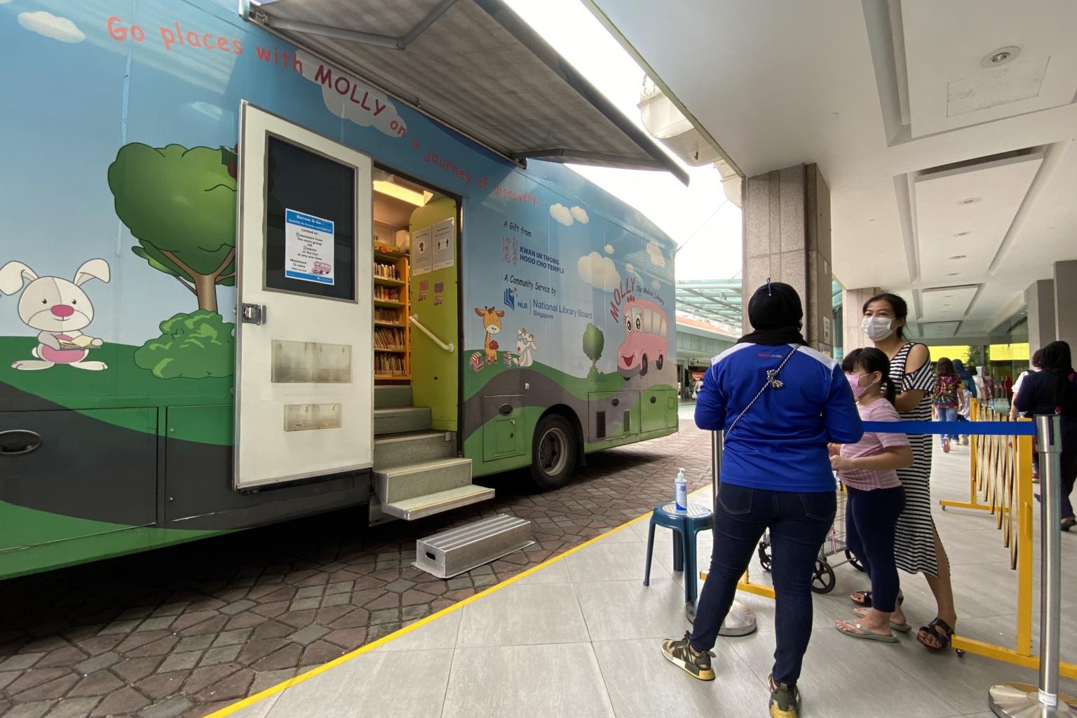 Students contribute to new set of Chinese supplementary readings for ...