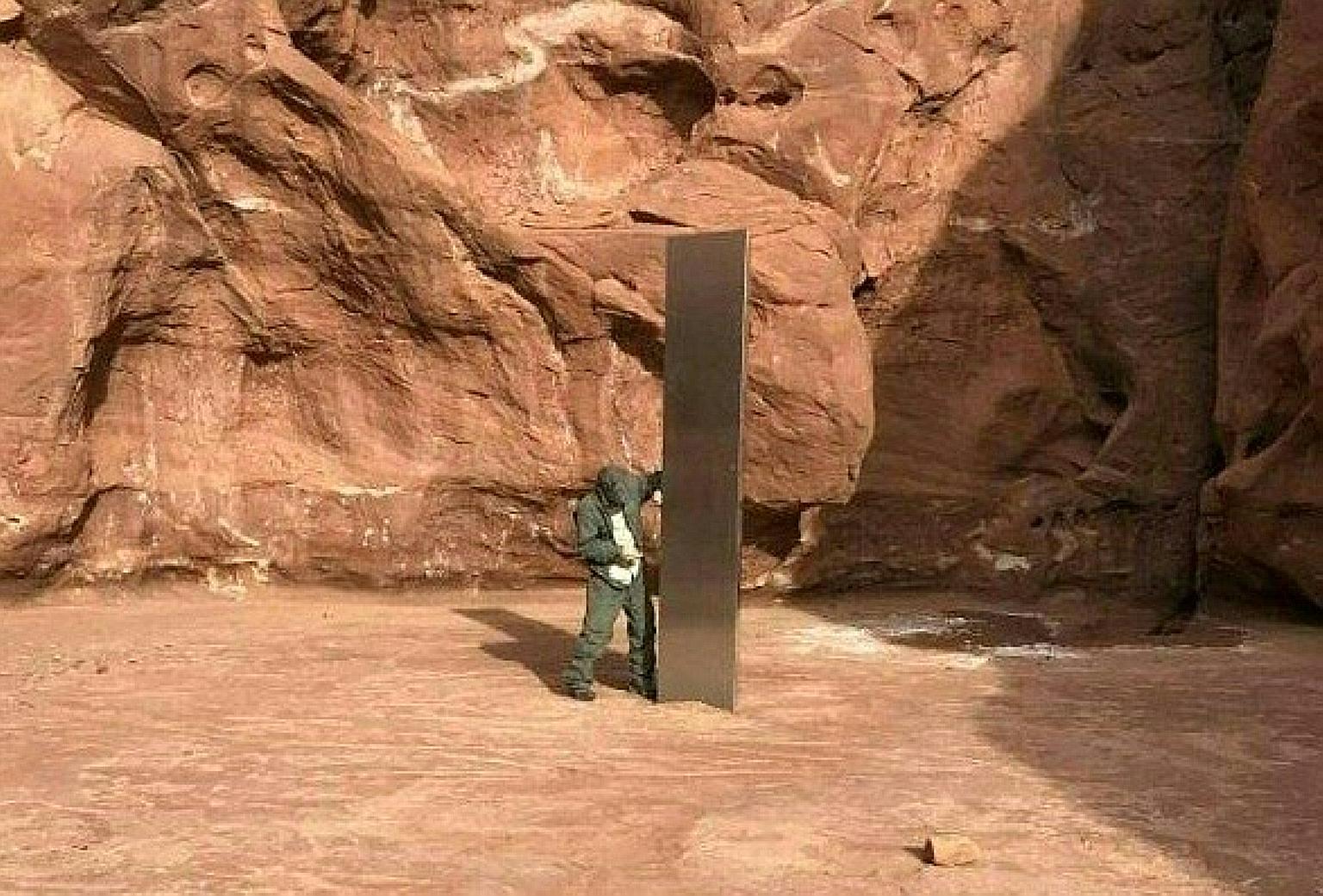 Mysterious obelisk found in US desert spawns tall stories | The Straits ...
