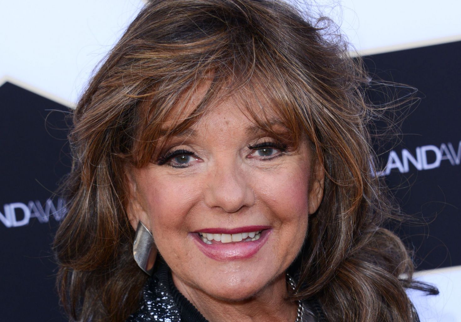 Actress Dawn Wells, castaway Mary Ann on TV's Gilligan's Island, dies ...