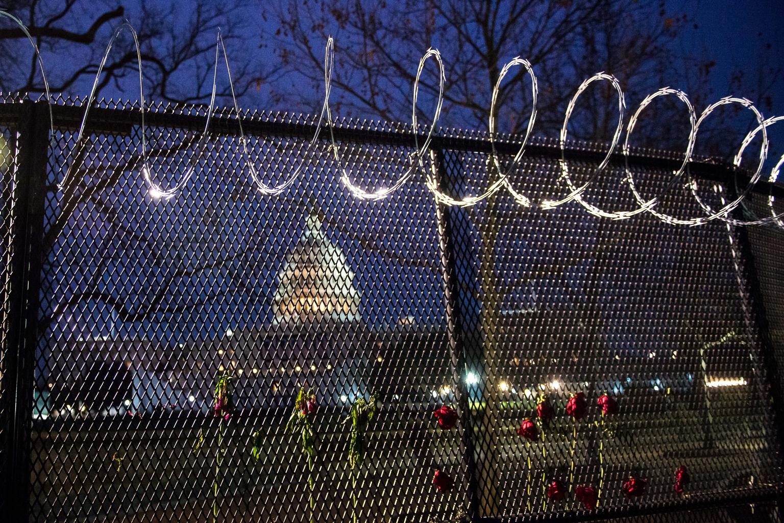 Washington turned into fortress ahead of Biden's swearing-in | The ...