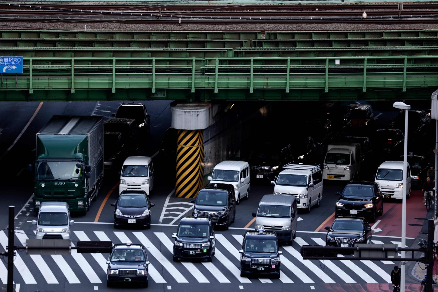 Carmakers redesign vehicles for millions of ageing drivers in Japan ...