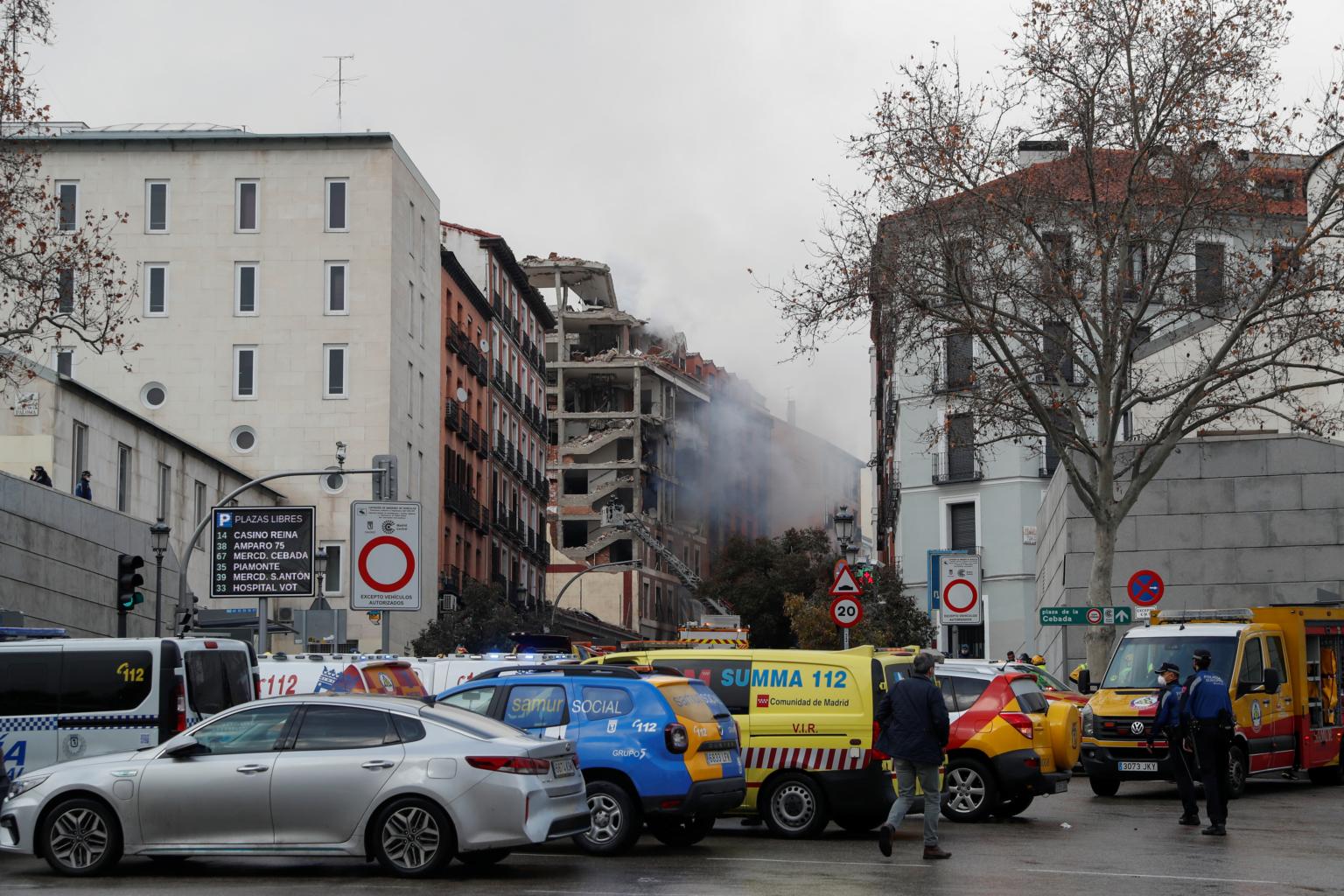 At least three dead in central Madrid building explosion | The Straits ...