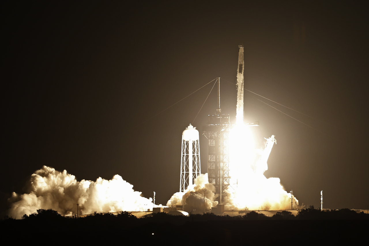 SpaceX rocketship launches 4 astronauts on Nasa mission to space ...