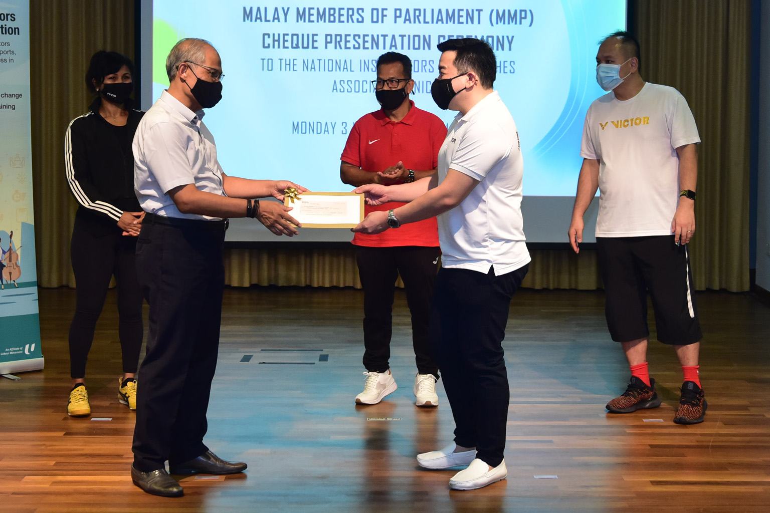 Malay PAP MPs donate $18.5k to instructors/coaches group | The Straits ...
