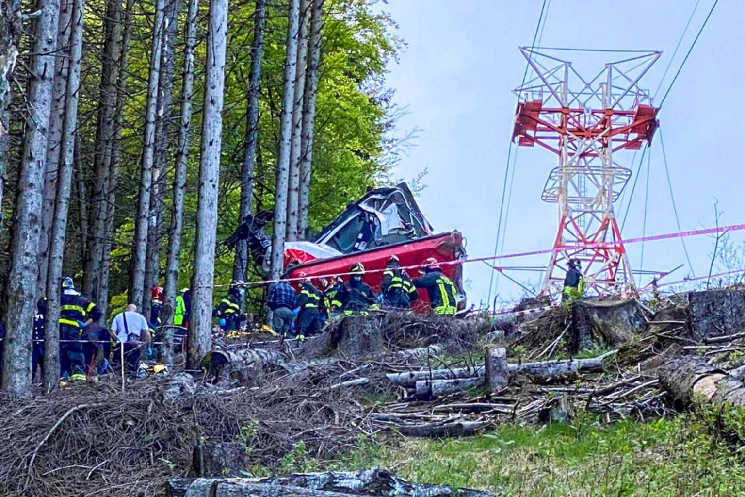 Italy cable car crash probed as child fights for life | The Straits Times