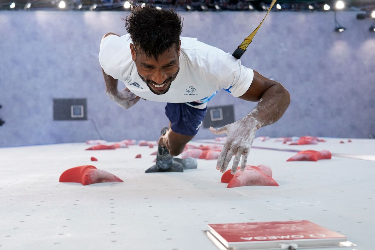 Olympics: Frenchman Bassa Mawem tops speed climbing event in thrilling ...