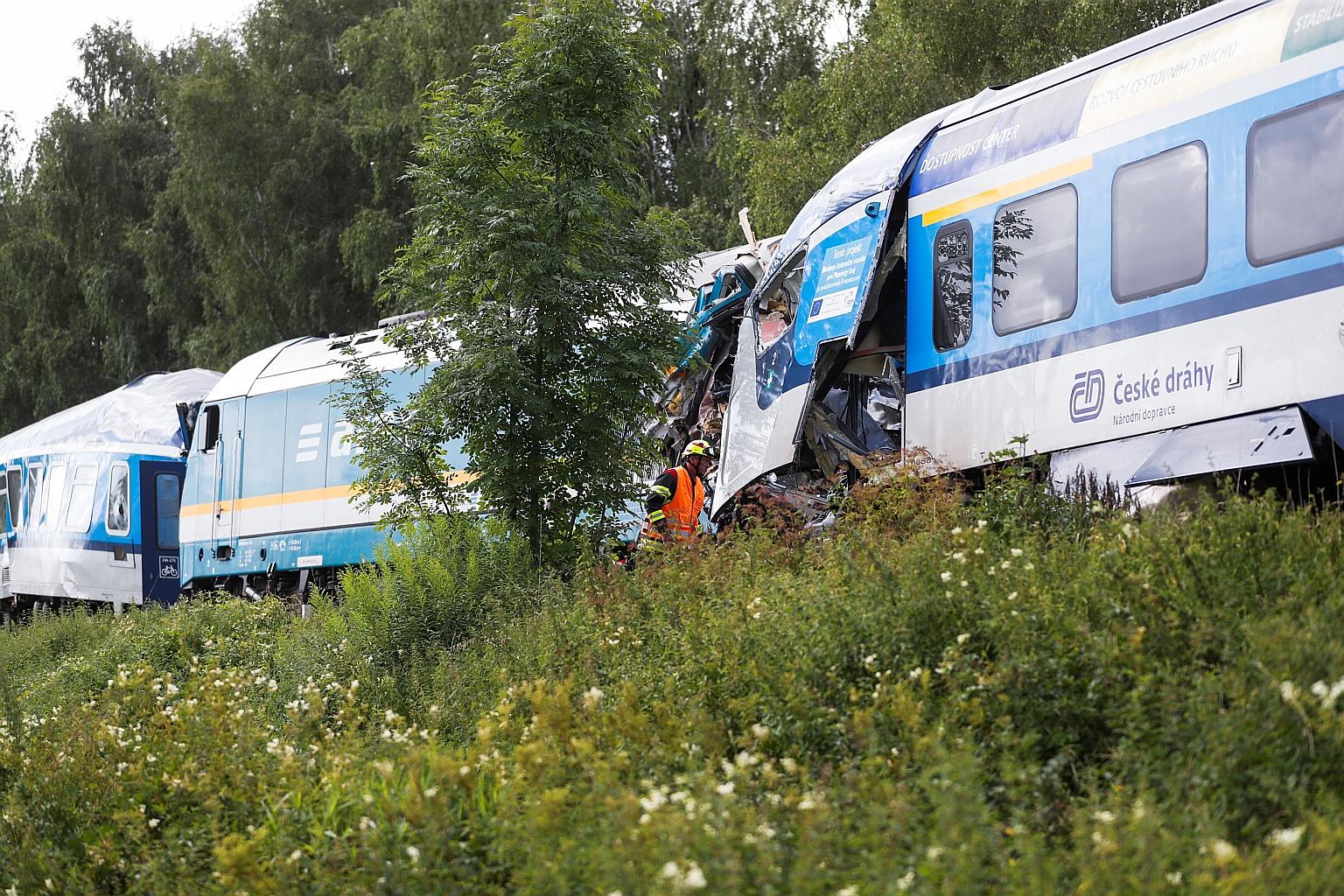 Czech train collision leaves 3 dead | The Straits Times