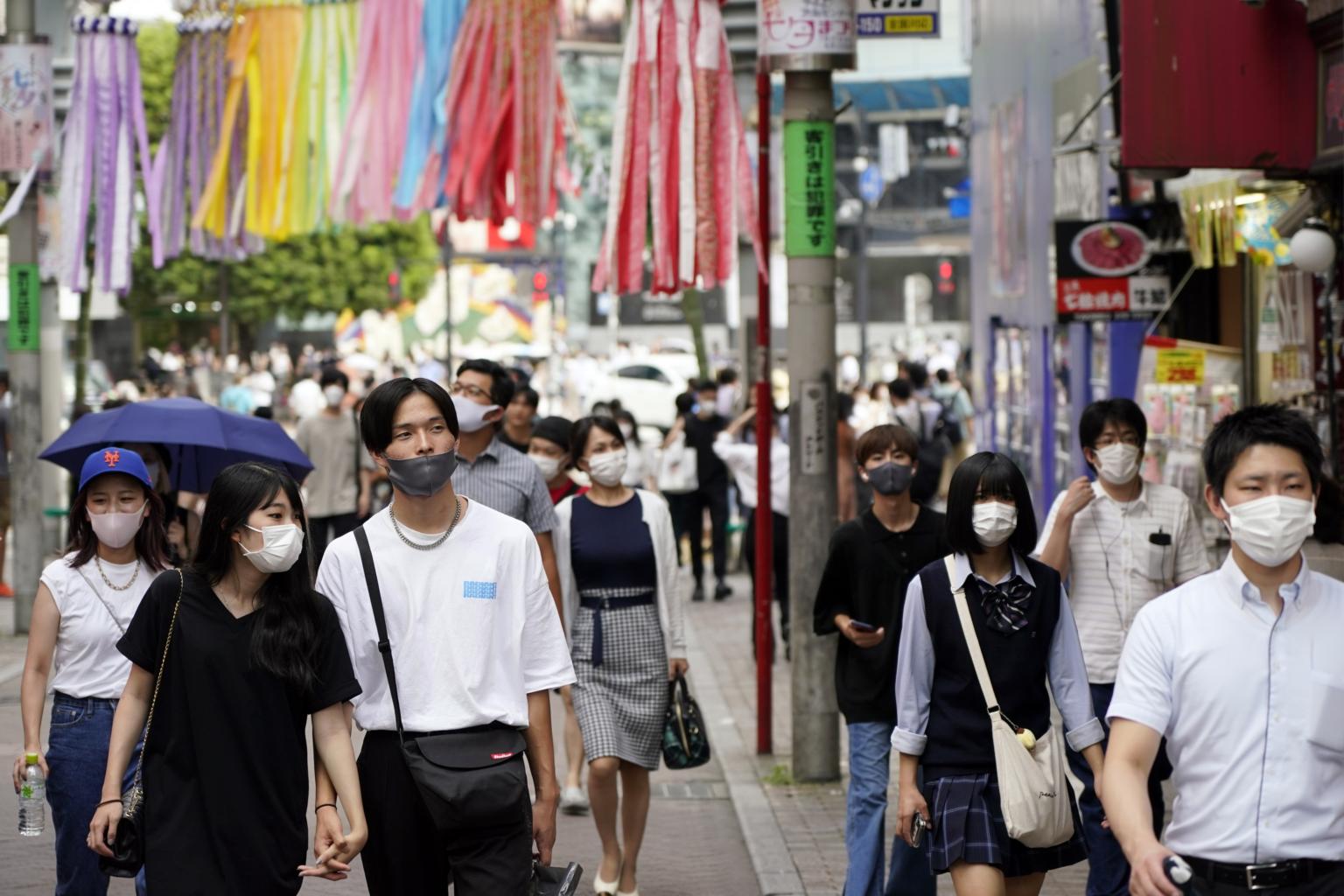 Tokyo coronavirus situation is out of control, panel expert says | The ...