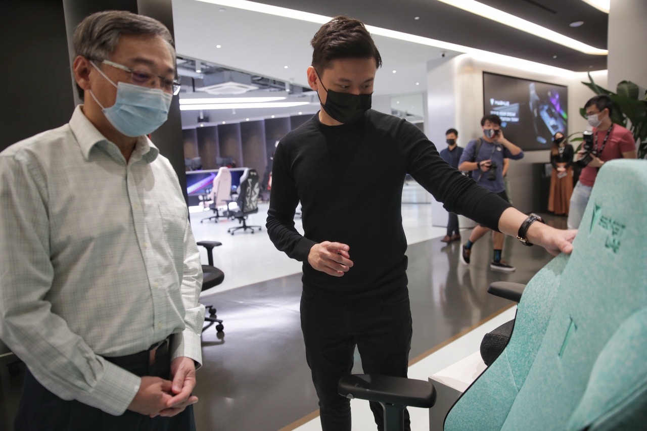 Singapore gaming chair company Secretlab to create about 100 new jobs ...