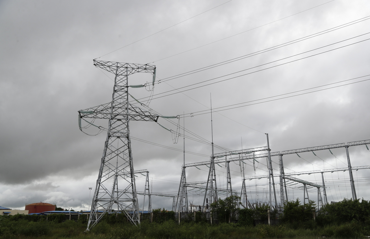 Myanmar's biggest cities hit by brief power outages | The Straits Times