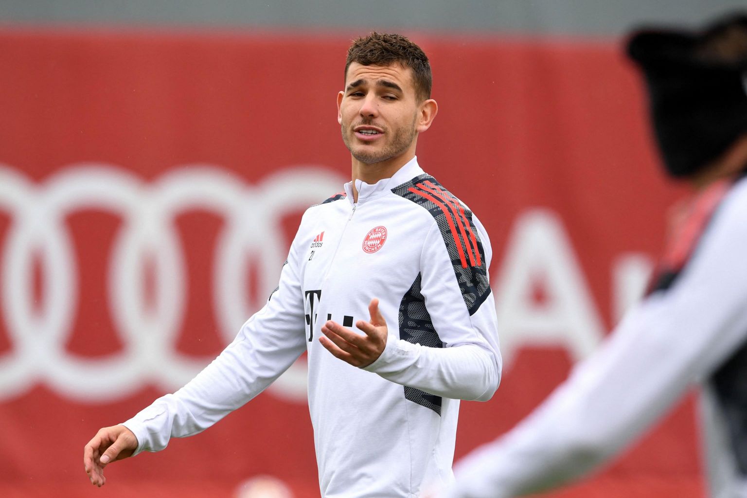 Football: Madrid court suspends Bayern player Lucas Hernandez's prison ...