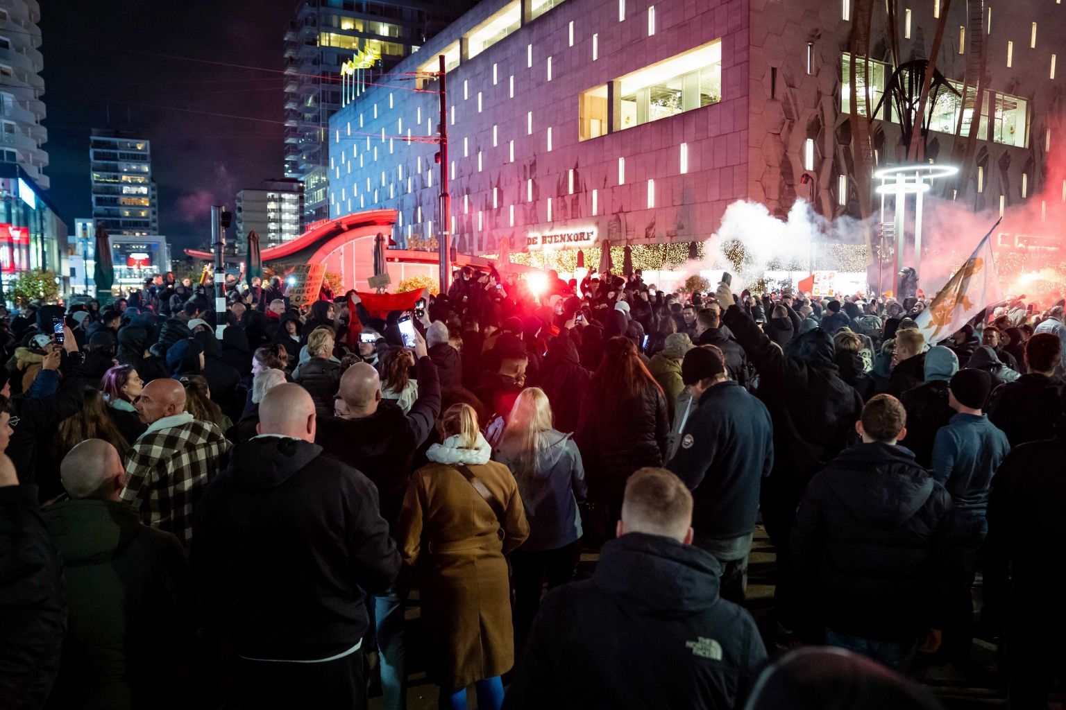 Rotterdam mayor slams violent Covid-19 protests, scores arrested in ...