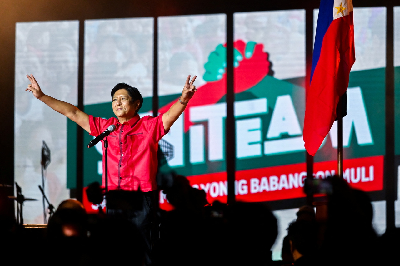 Philippine poll shows Marcos Jr's lead widening in presidential race ...