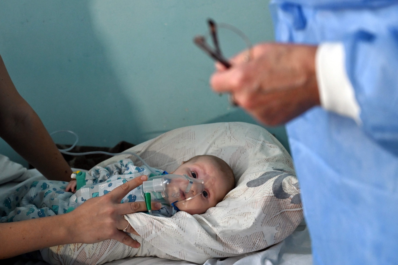 Attention mums: Study finds very low risk of unborn babies being ...