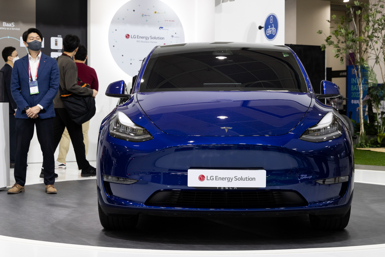 Tesla hands over first Model Ys as German gigafactory finally goes live ...
