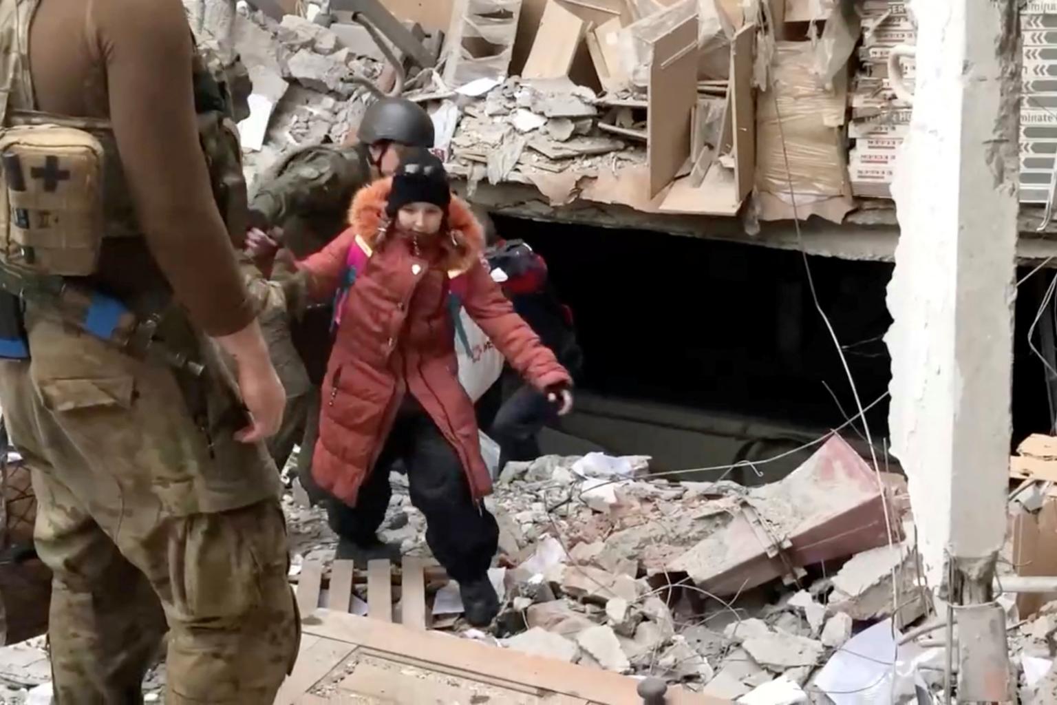 Mariupol evacuee recounts heart-stopping terror in the bunkers of ...