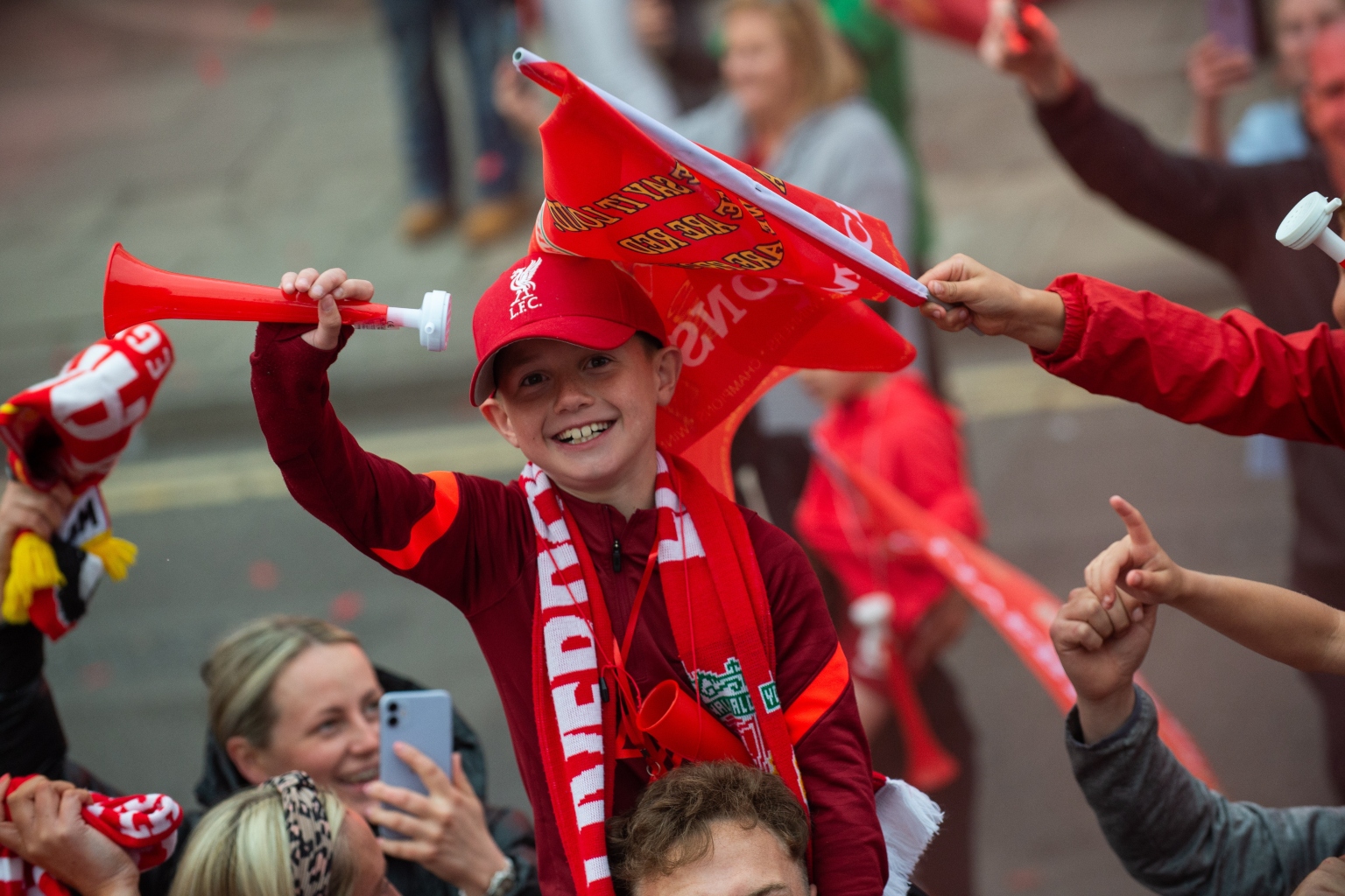 Football: Pride and anger as Liverpool return to heroes' welcome | The ...
