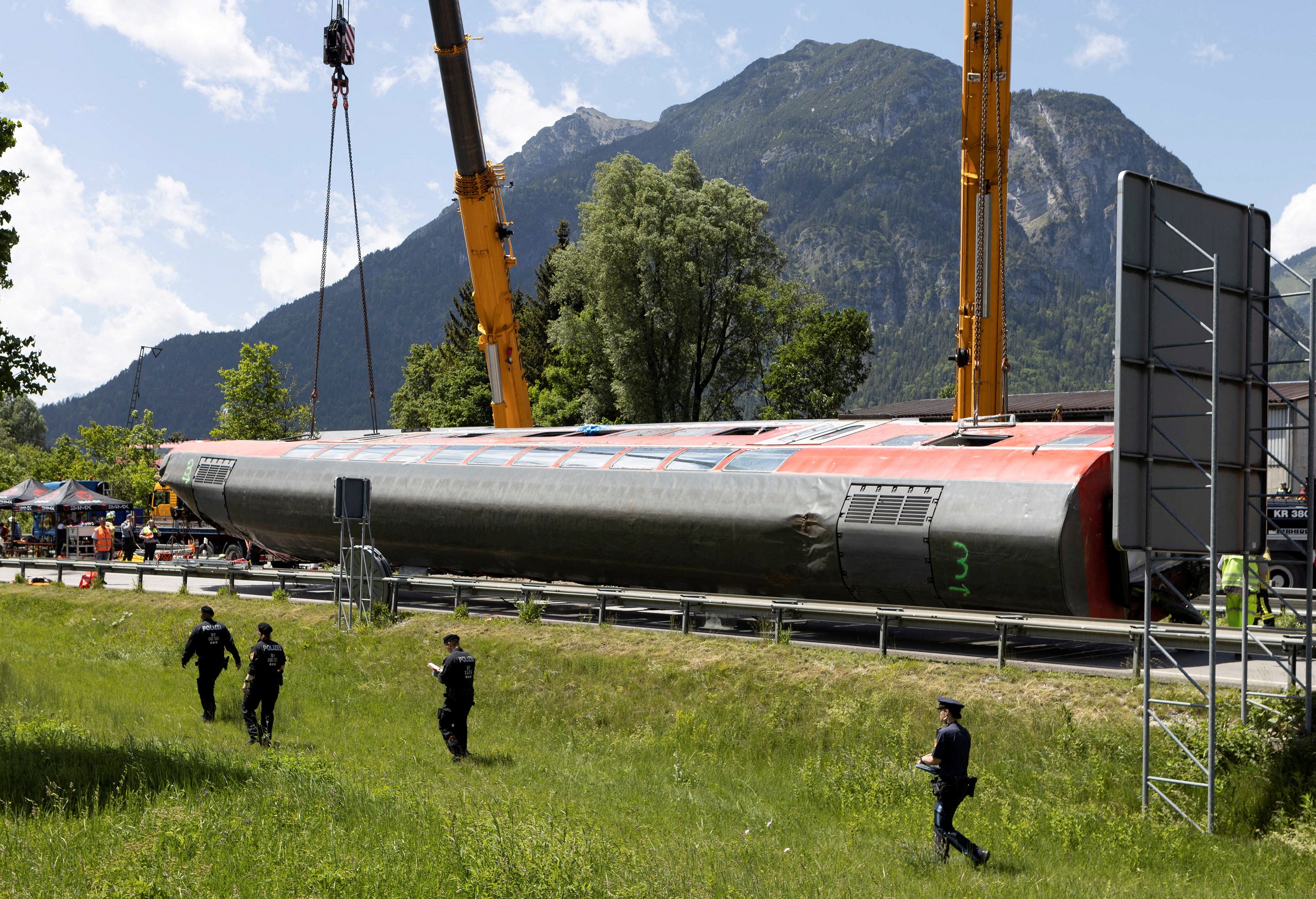 Death toll from German train crash near Alpine resort rises to five ...