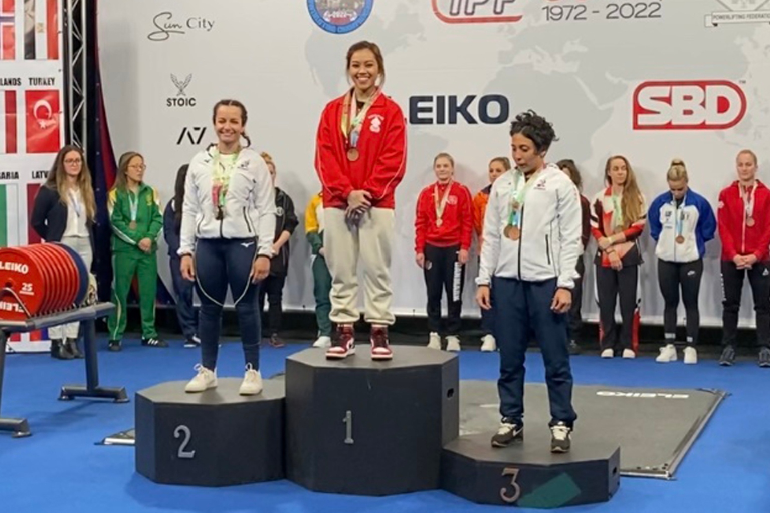 Powerlifting: Singaporean Farhanna Farid sets Open U-52kg deadlift ...