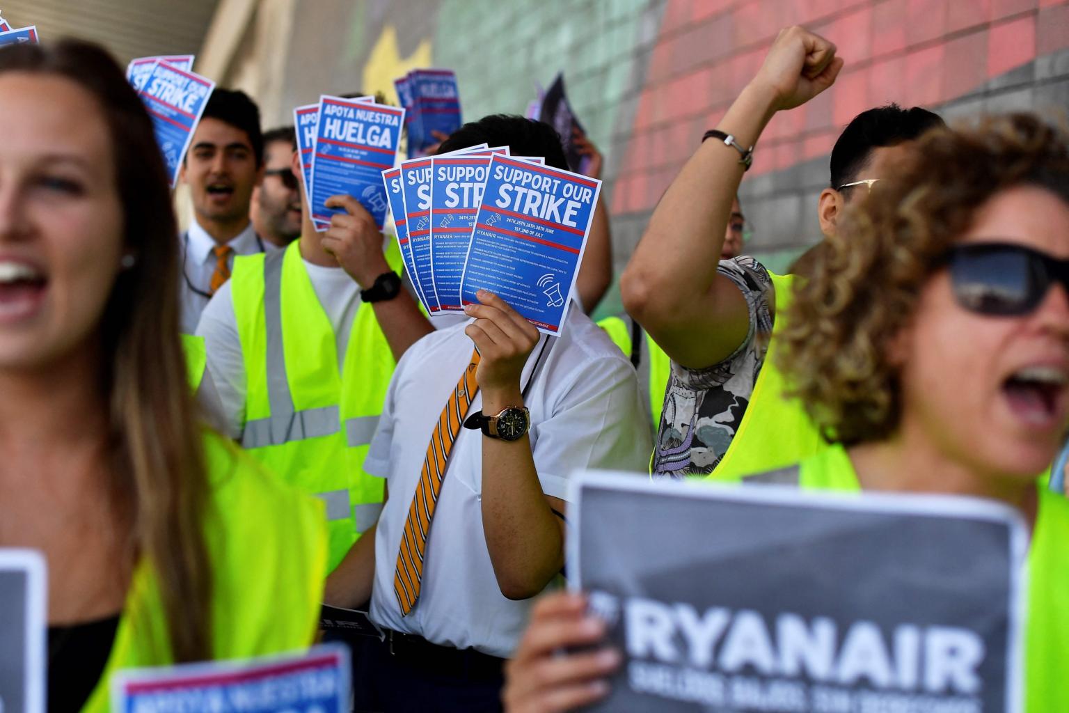 Ryanair cabin crew in Spain announce 12 new days of strikes in July ...