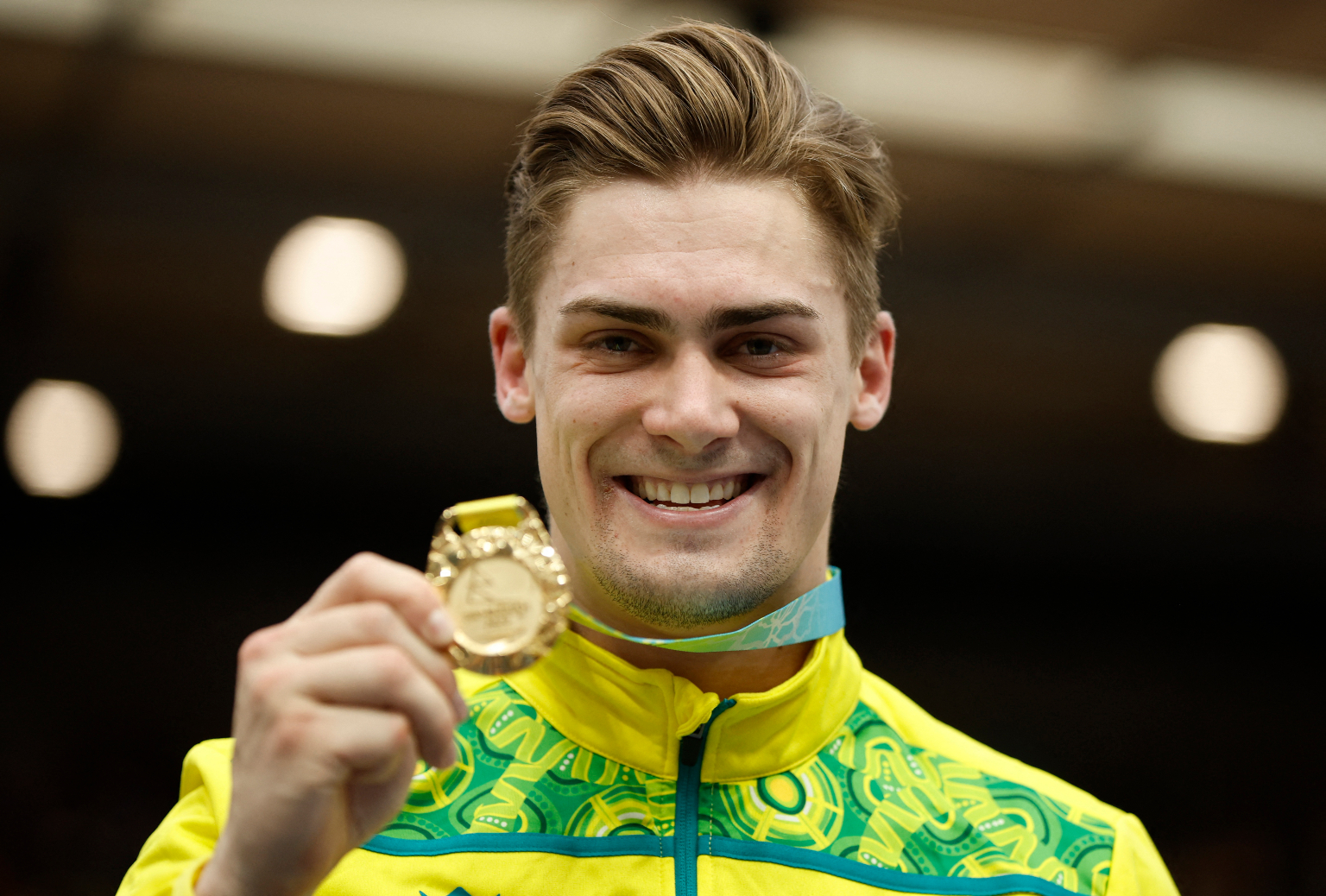 Commonwealth Games: Kenny, Glaetzer strike gold in emotional cycling ...