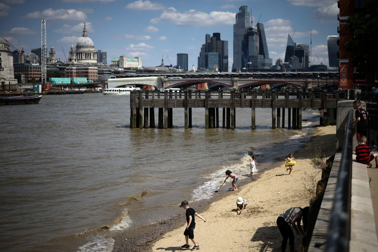 Source of Britain's River Thames driest ever as drought nears | The ...