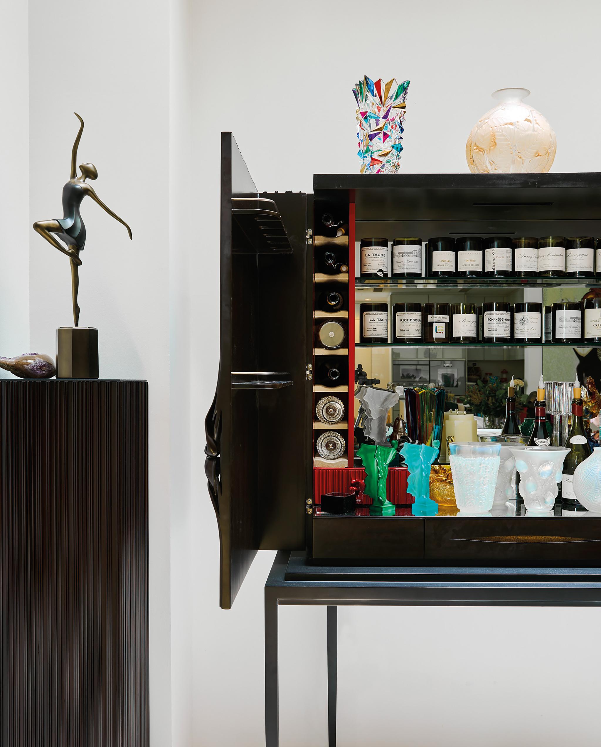 CEO of luxe furniture label Christopher Guy has a cosy home with ...