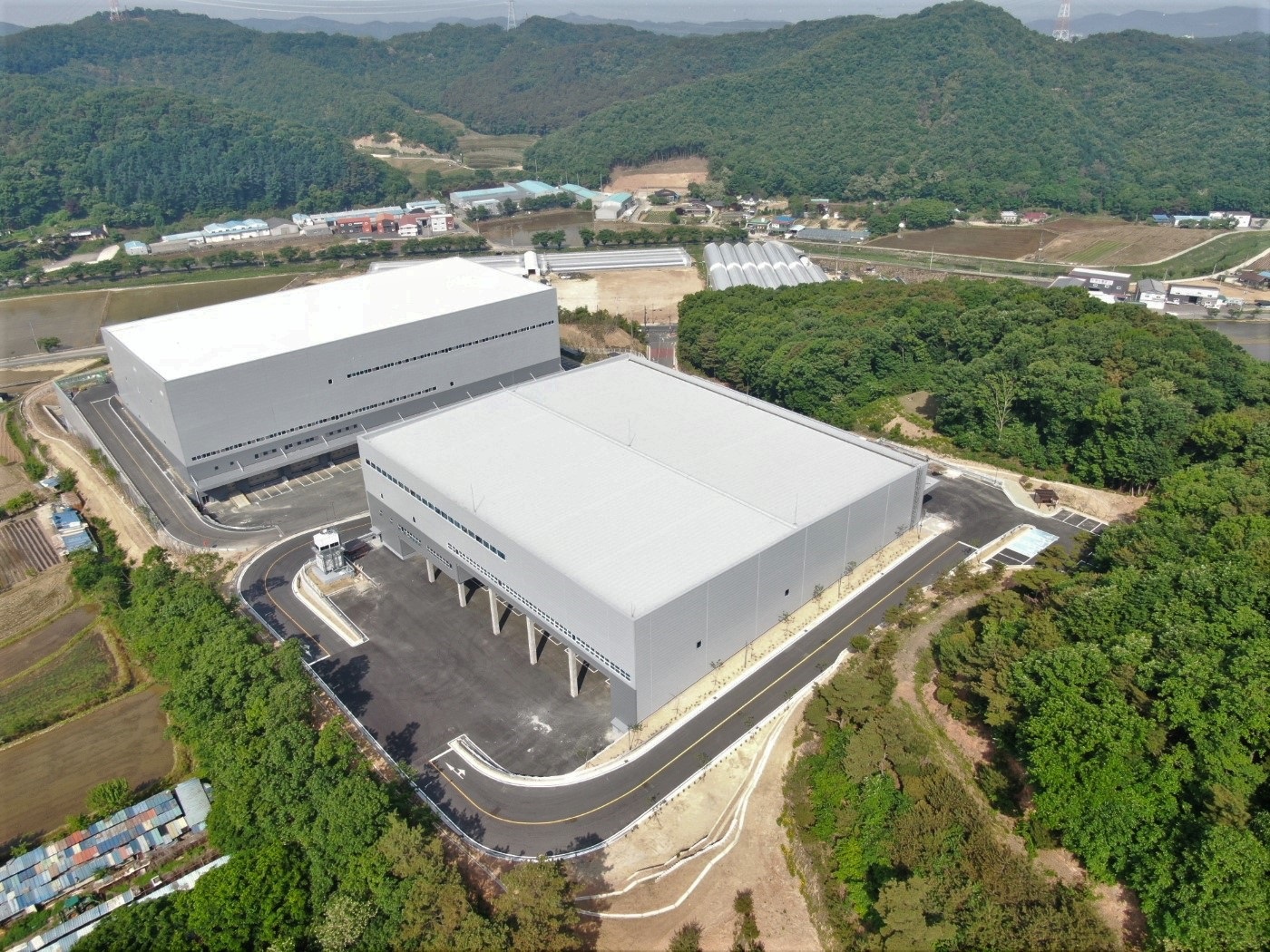 Latest Logistics sector | The Straits Times