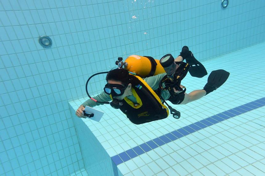 Diving with the Singapore Navy's combat divers | The Straits Times