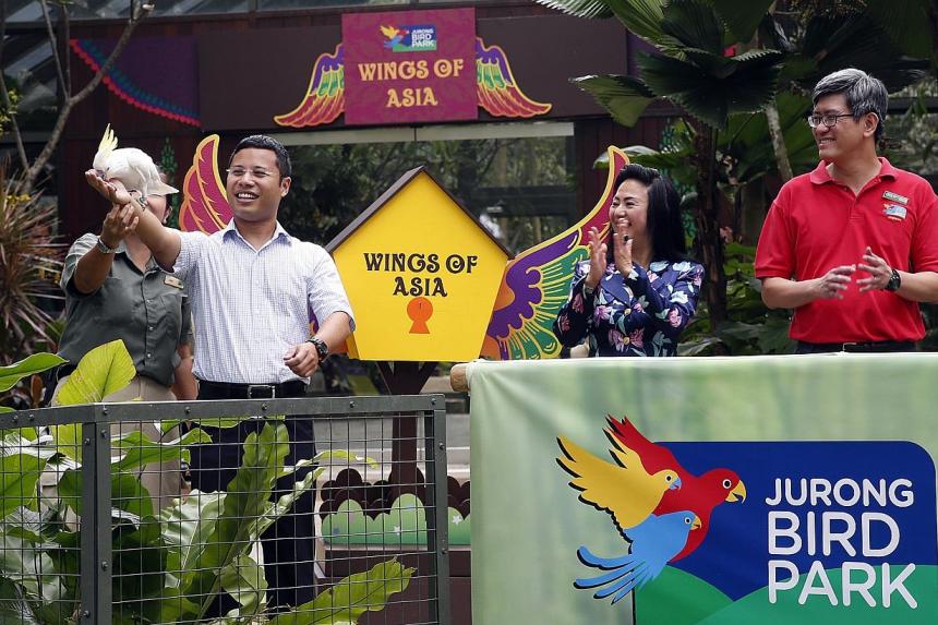 New aviary opens at Jurong Bird Park | The Straits Times