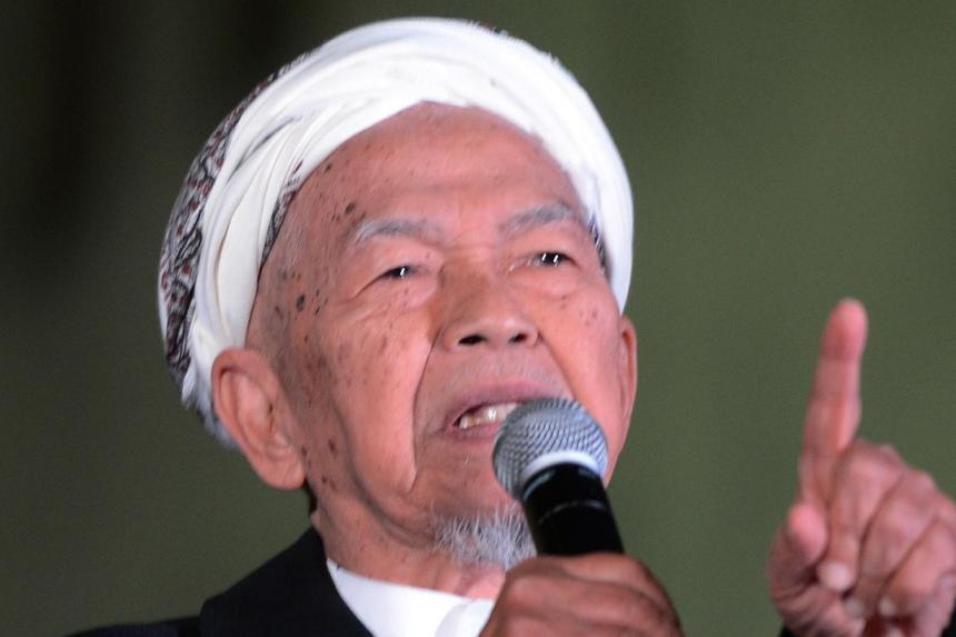 Nik Aziz in critical condition in hospital: Report | The Straits Times