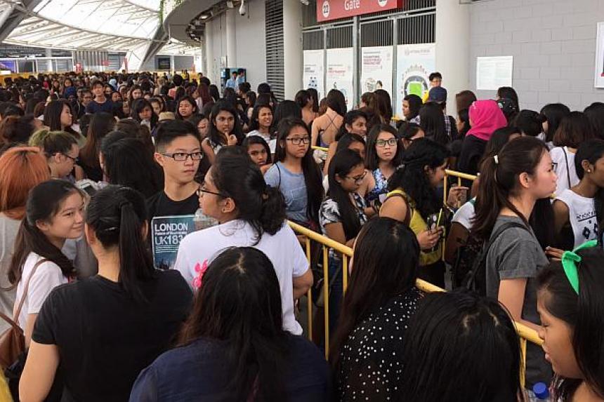 8,000 fans queue early for One Direction concert, some turn up in the ...