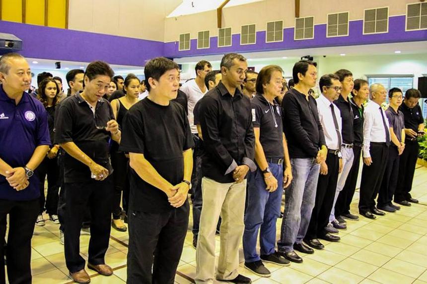 Football: Singapore's football fraternity pay respects to Mr Lee Kuan ...