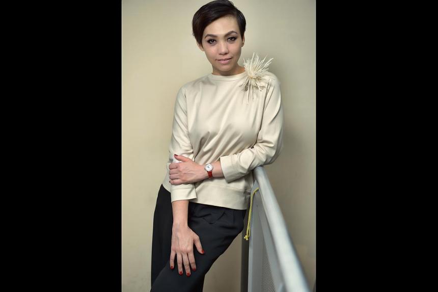 Singer Kit Chan to go on her first regional tour | The Straits Times