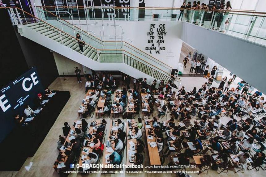 G-Dragon an artist? Exhibition shows the star's collaborative pieces in ...