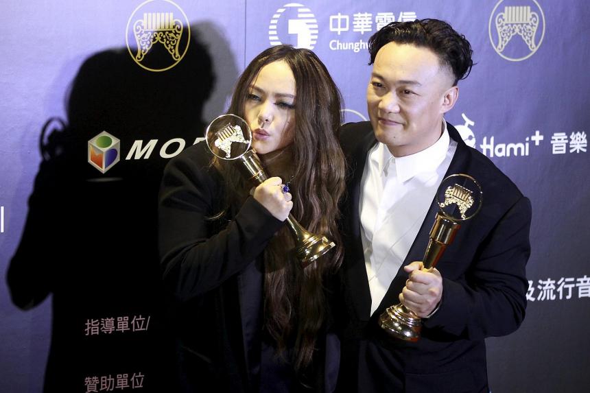 Eason Chan beats Jacky Cheung to clinch best male singer prize at ...