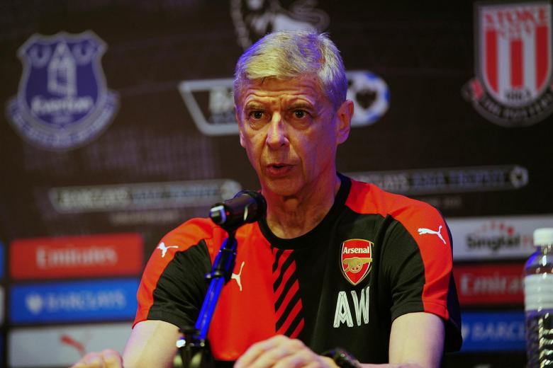 Football: Arsenal director backs Arsene Wenger to break transfer record ...