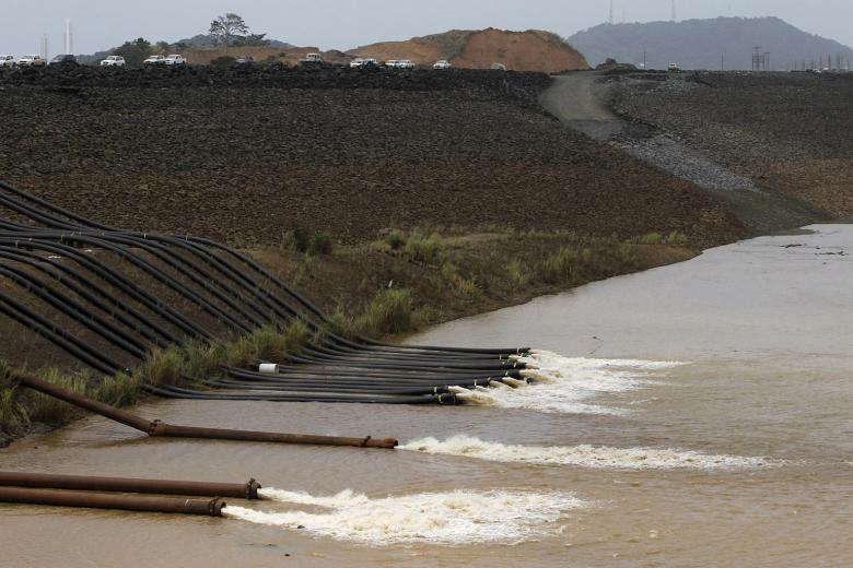 Drought causes Panama Canal to reduce ship size | The Straits Times