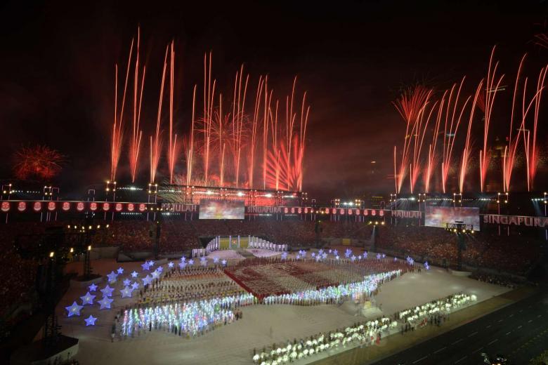 Singaporeans celebrate 50th National Day with nostalgic and touching ...