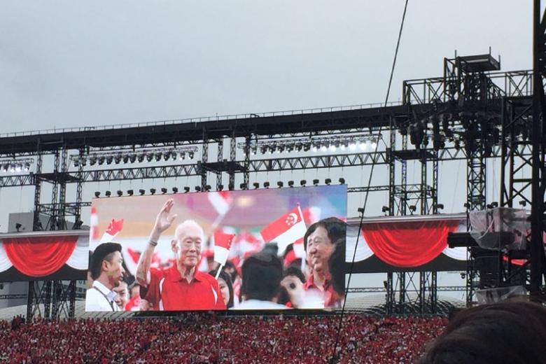 Solemn tribute paid to Singapore's founding father Lee Kuan Yew at NDP ...