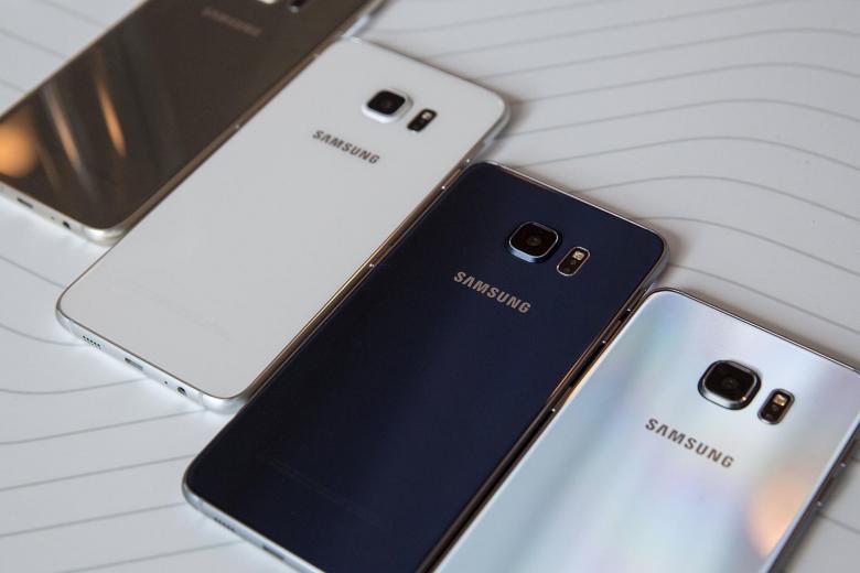 Samsung Electronics unveils high-end phones in search of sales boost ...