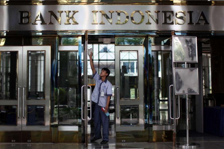 Indonesia's central bank holds benchmark rate at 7.50%, as expected ...