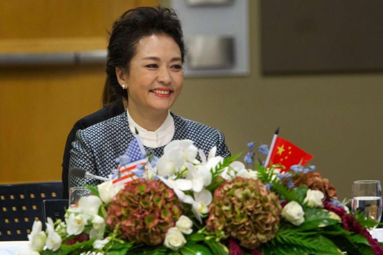 Peng Liyuan is no fashion risk-taker, but she's the epitome of elegance ...