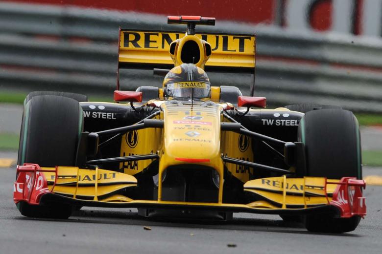 Formula One: Renault reveal aim to acquire financially tight Lotus ...