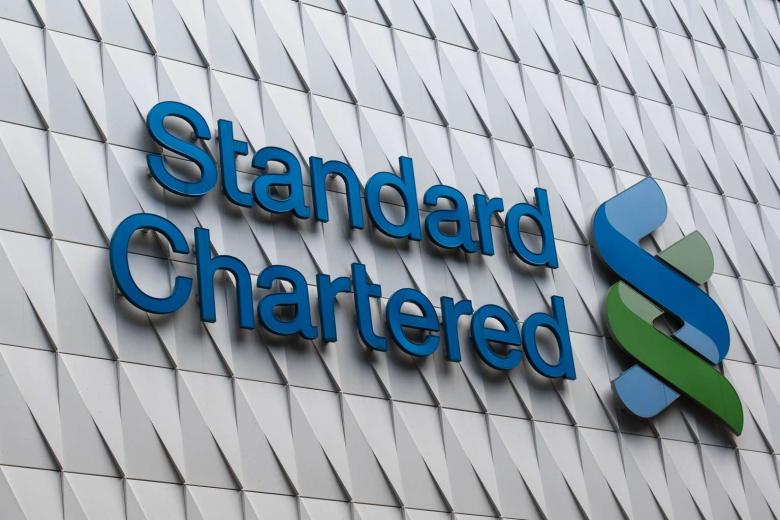 StanChart CEO plans to cut about 1,000 top staff: memo | The Straits Times