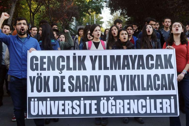 EU report accuses Turkey of backsliding over rule of law, free speech ...