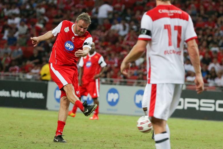 Football: Liverpool Masters beat Man Utd Masters 2-0 in Battle of the ...